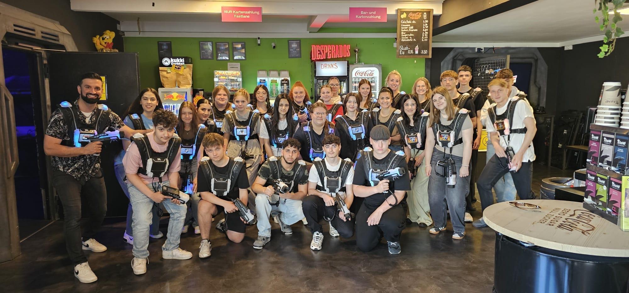 Helpstars unterwegs - Geschwister-Scholl-Realschule